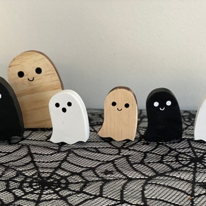 Standing Wood Ghost, Halloween Pink Decor, Pink, Boho Signs, Retro ...