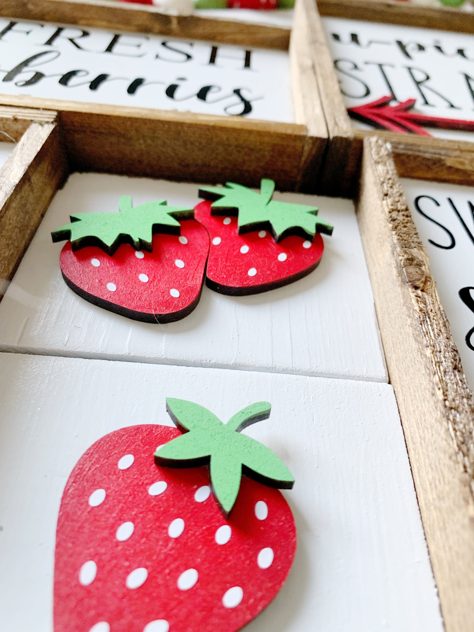 3D Signs / Farm Fresh Strawberries / Strawberry Signs / - Etsy