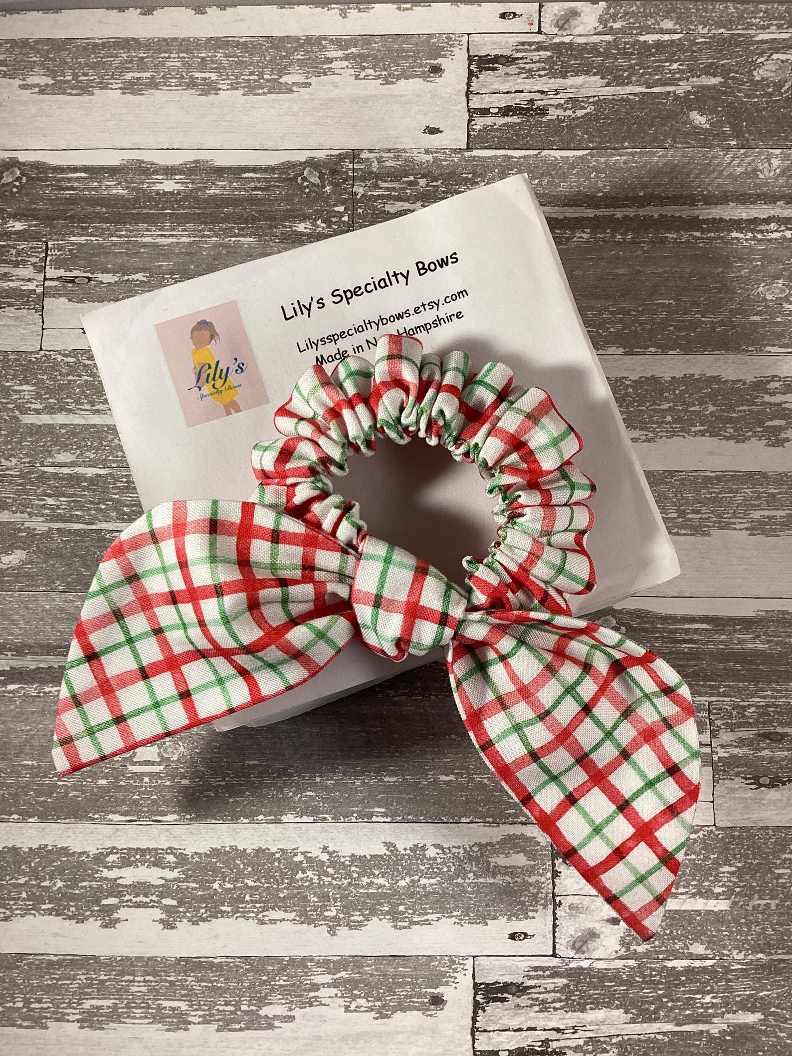 Red, Green, White Scrunchie - Etsy