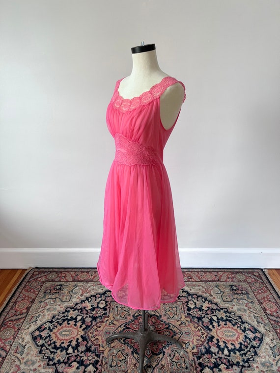 vintage ballerina pink - Gem