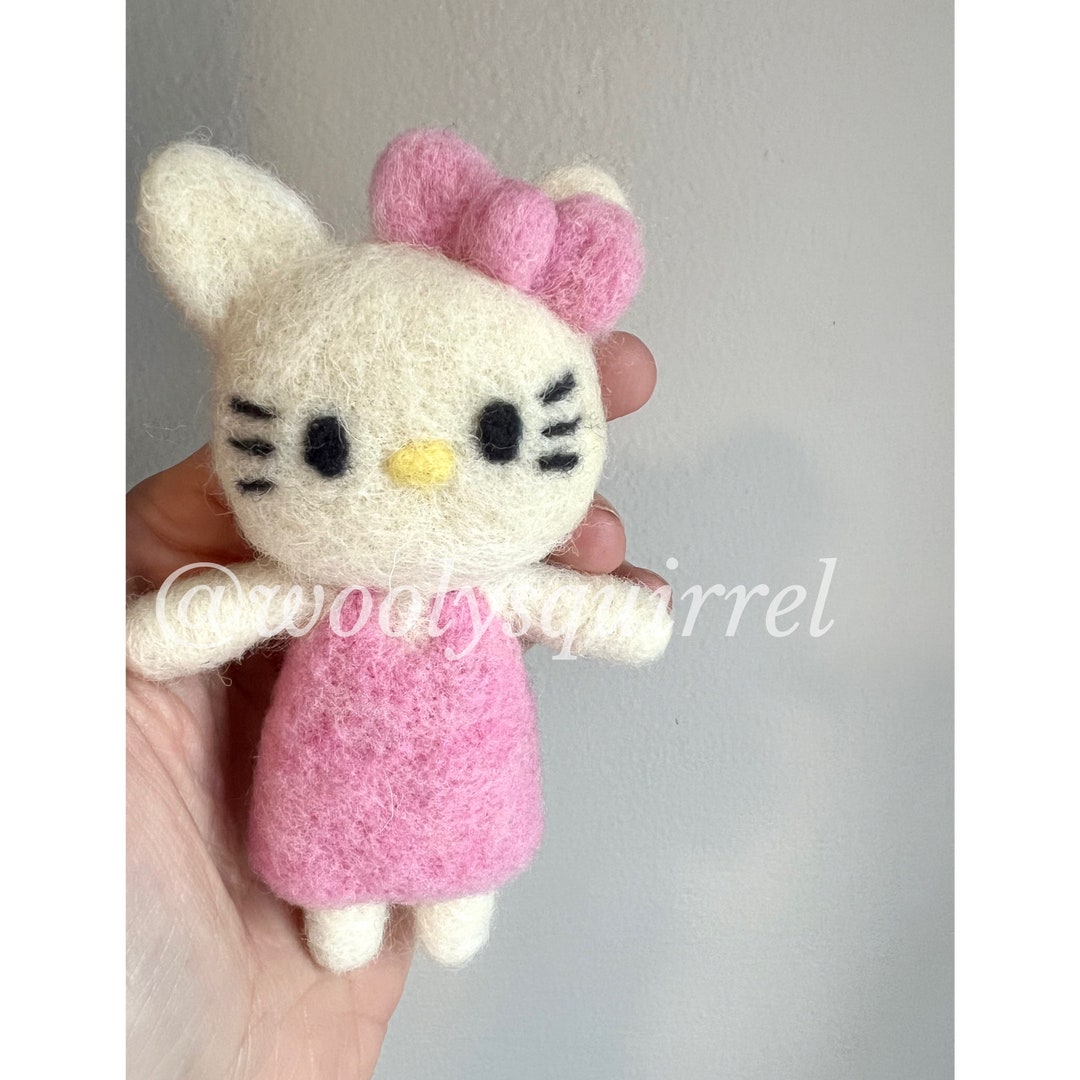 Felt Hello Kitty, Newborn Photo Prop, Wool Props, Ready to Ship - Etsy