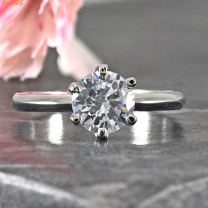 Minimalist Simple Solitaire Ring Round Cubic Zirconia Soliatire Wedding ...