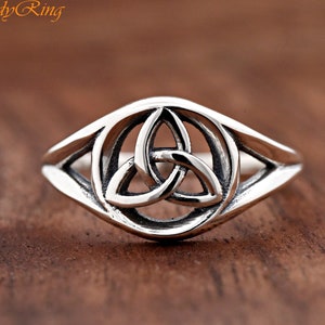 Symbol of Eternal Love Trinity Knot Center in Circle Solid 925 Sterling ...