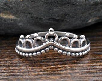 Tiara Wishbone Ring - Etsy