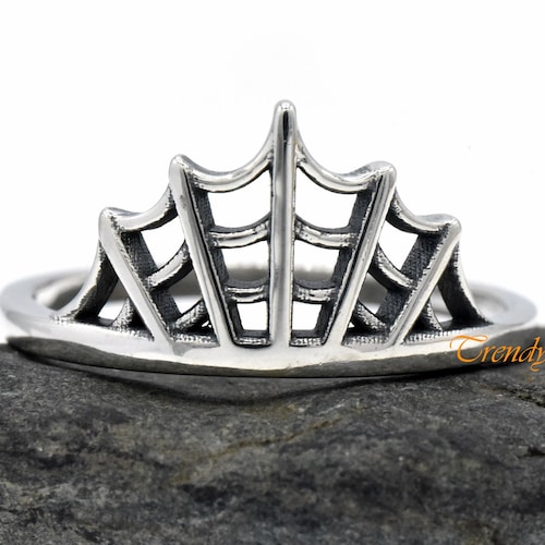 Spider on Web Ring in Sterling Silver - Etsy