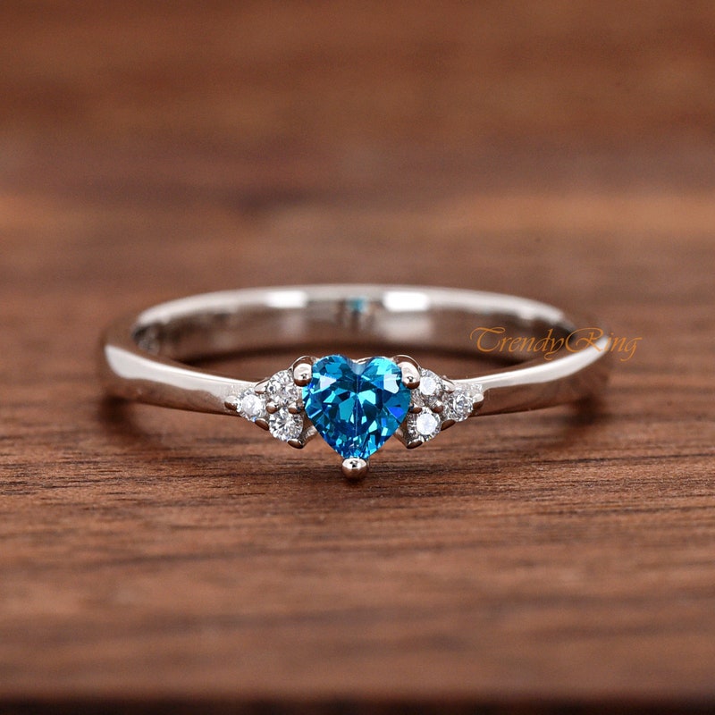 Small Heart Birthstone Ring - Etsy