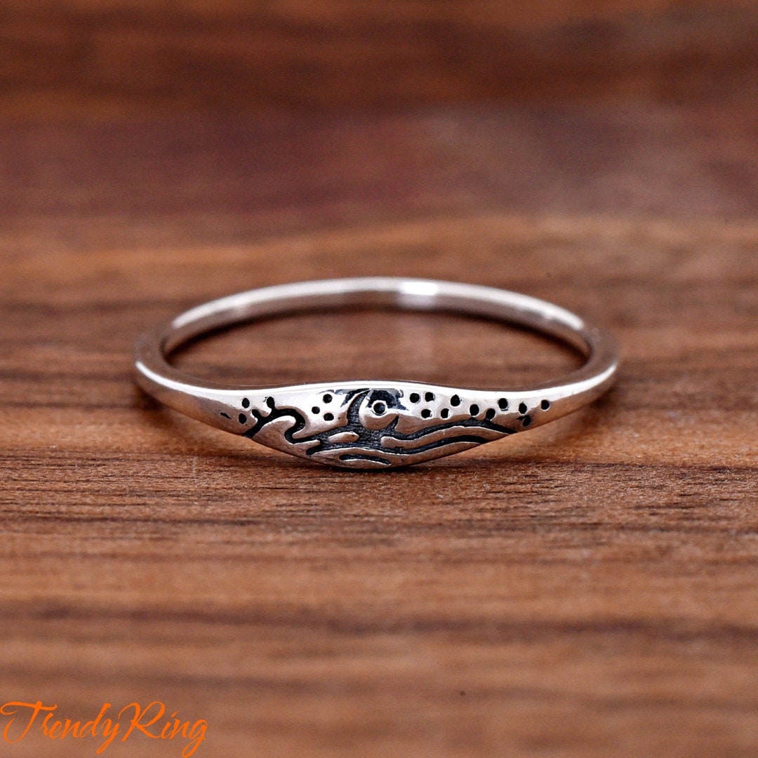 Unique Signet Style Waves Crescent Moon Engraved Ring Women's Solid 925 ...