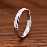 Simple Wedding Ring - Etsy