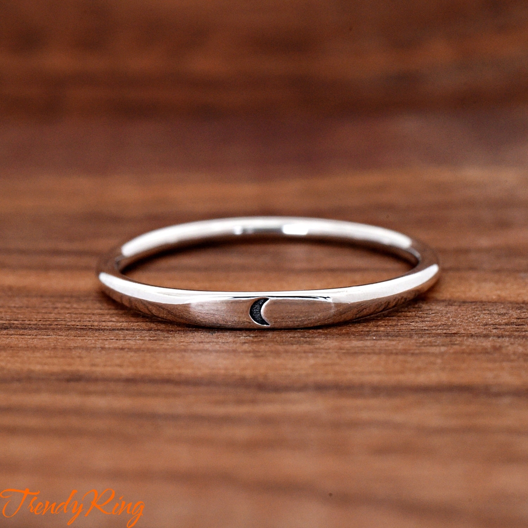 Dainty Tiny Crescent Moon Engraved Ring, Signet Style 2mm Band With ...