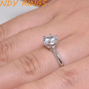 Minimalist Simple Solitaire Ring Round Cubic Zirconia Soliatire Wedding ...