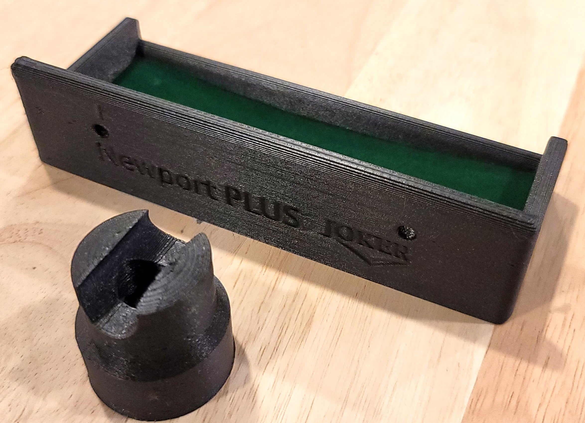 Fits Scotty Cameron Super Select Newport PLUS Putters Wall Mount Golf ...