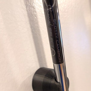 Fits Scotty Cameron Super Select Newport PLUS Putters Wall Mount Golf ...