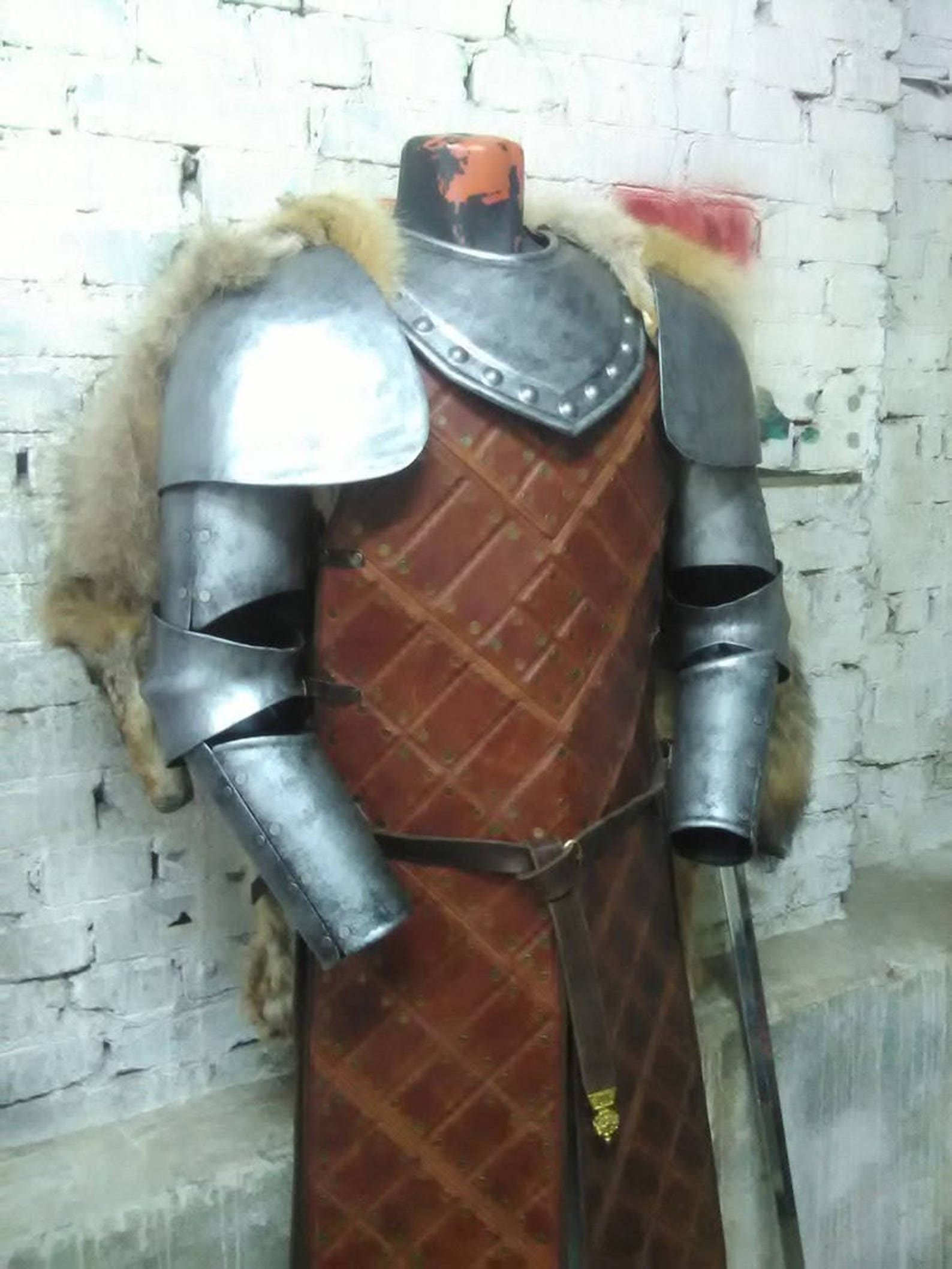 Robb Stark's Armor: Arms protection and Gorget only | Etsy