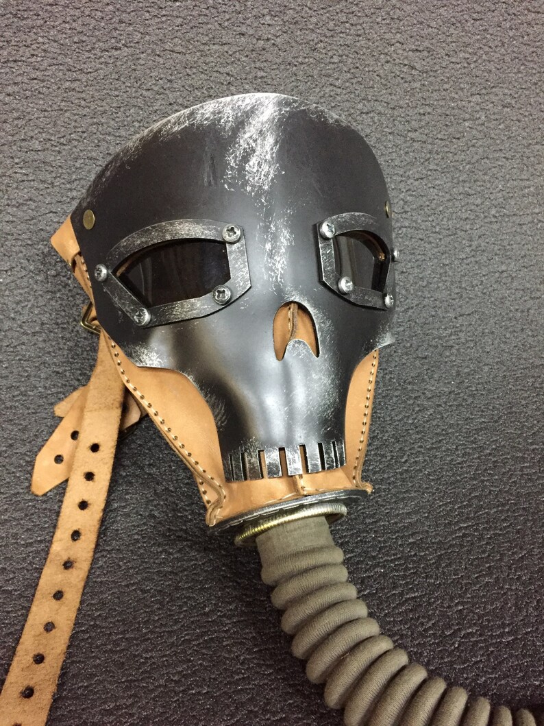 A Death Korps of Krieg Grenadier Leather gas mask with | Etsy