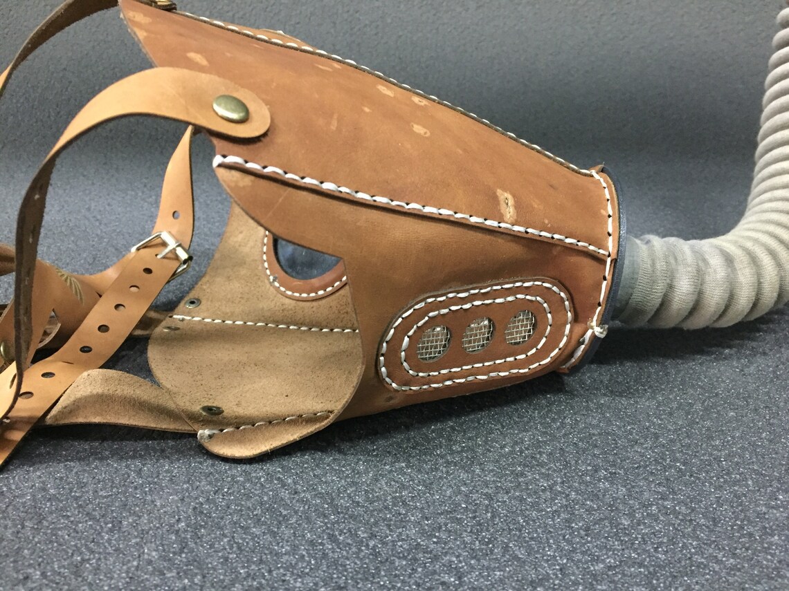 A Death Korps of Krieg Leather gas mask. Warhammer 40000 | Etsy