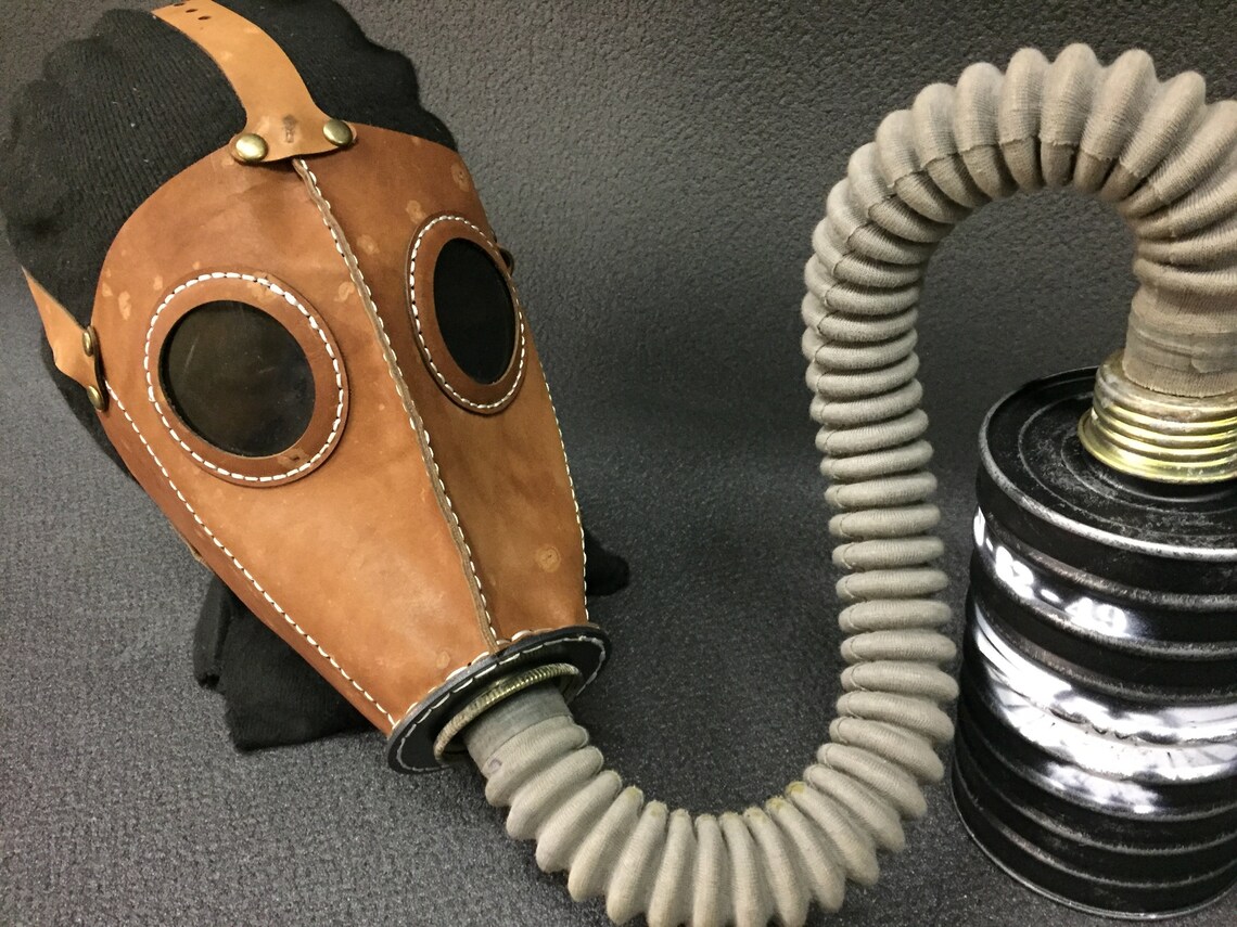 A Death Korps of Krieg Leather gas mask. Warhammer 40000 | Etsy
