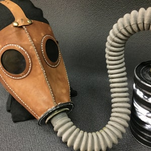 A Death Korps of Krieg Leather gas mask. Warhammer 40000 | Etsy