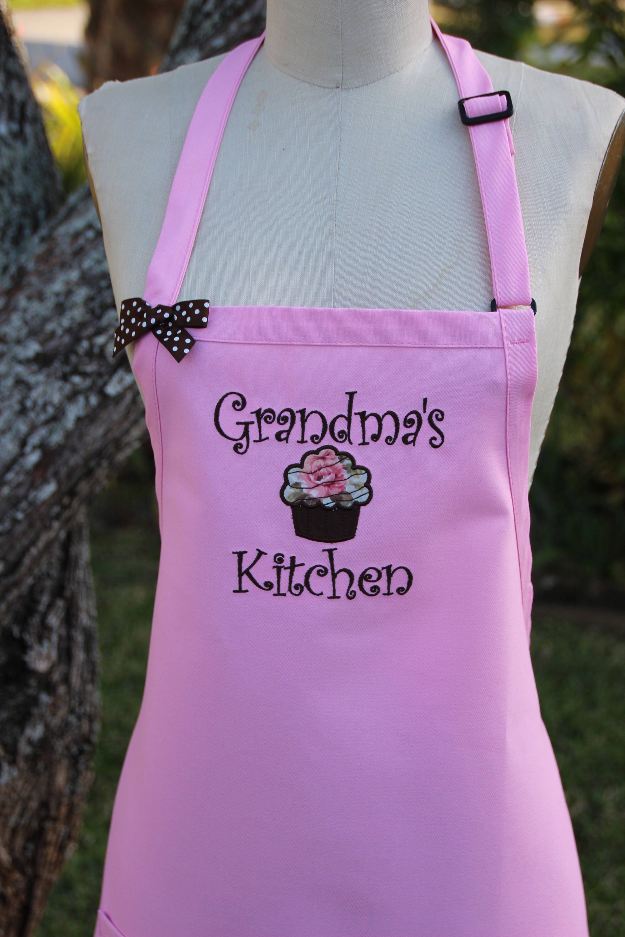 Grandma Kitchen Cupcake Pink Apron / Pink Apron With Brown Cupcake and ...