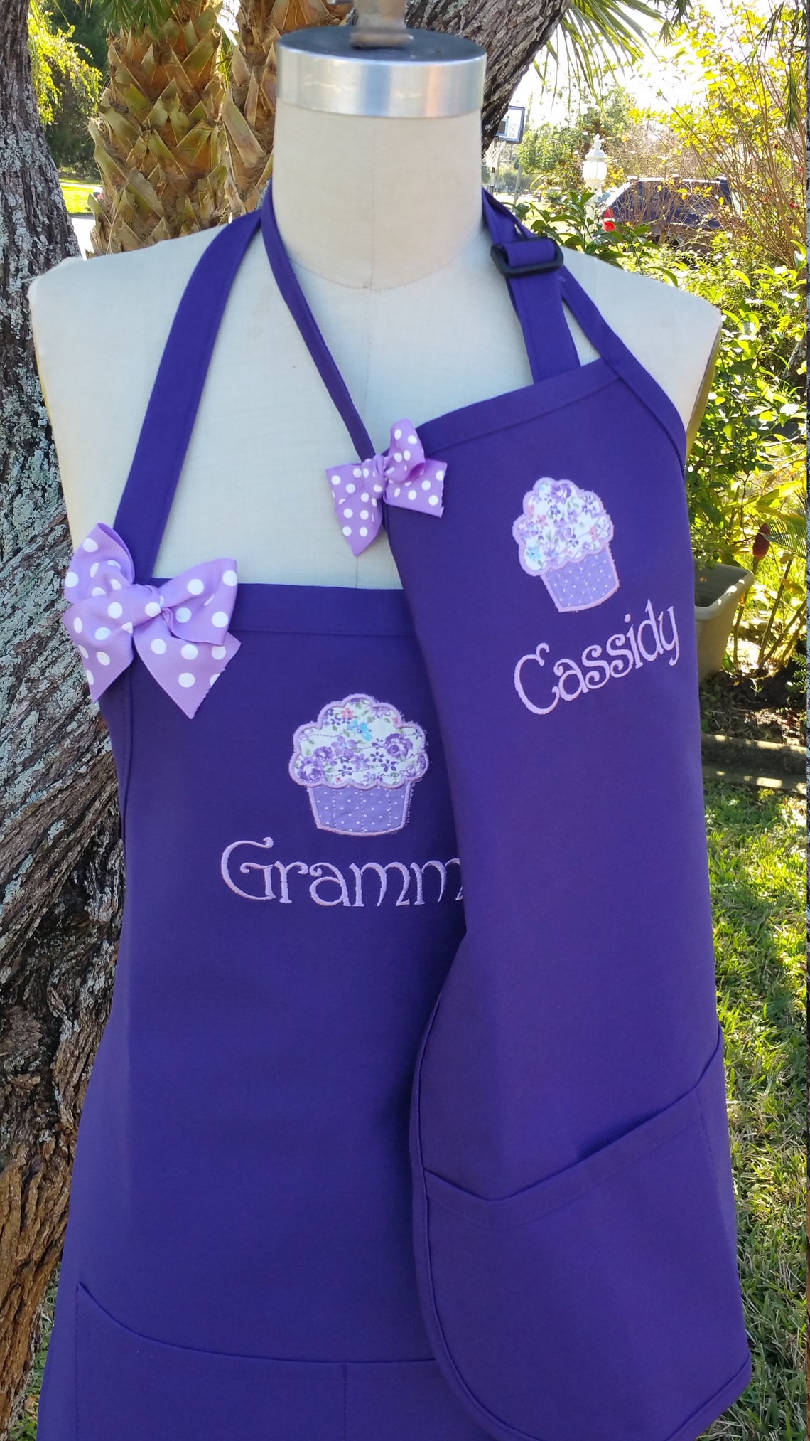 Mommy and Me Personalized Aprons / Hot-pink Chef Aprons / Cupcake ...
