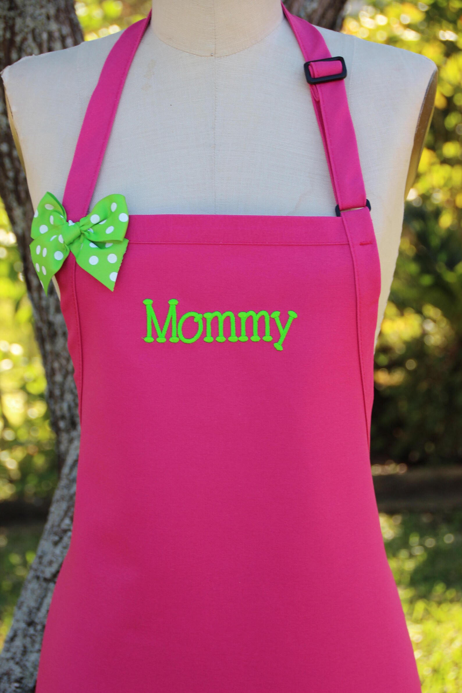 Hot-pink Apron With Lime Green Embroidery Thread Color / | Etsy
