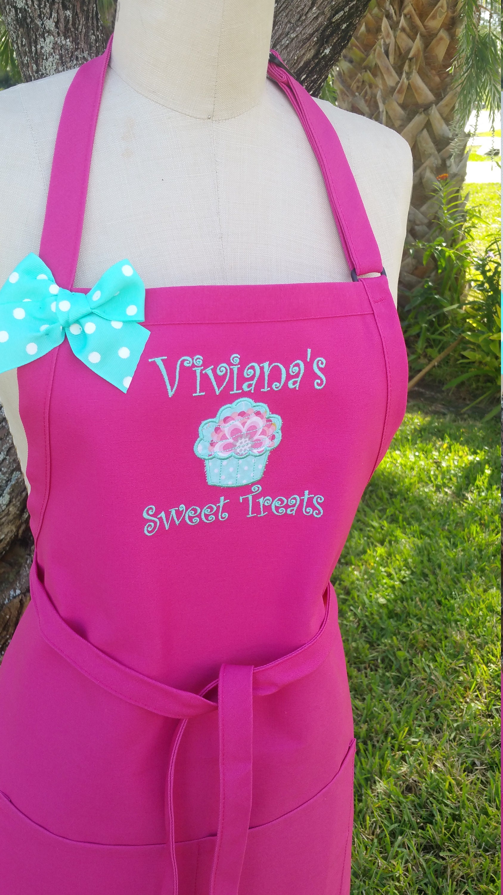 Hot Pink Apron Personalized With Cupcake and Name / Cupcake - Etsy