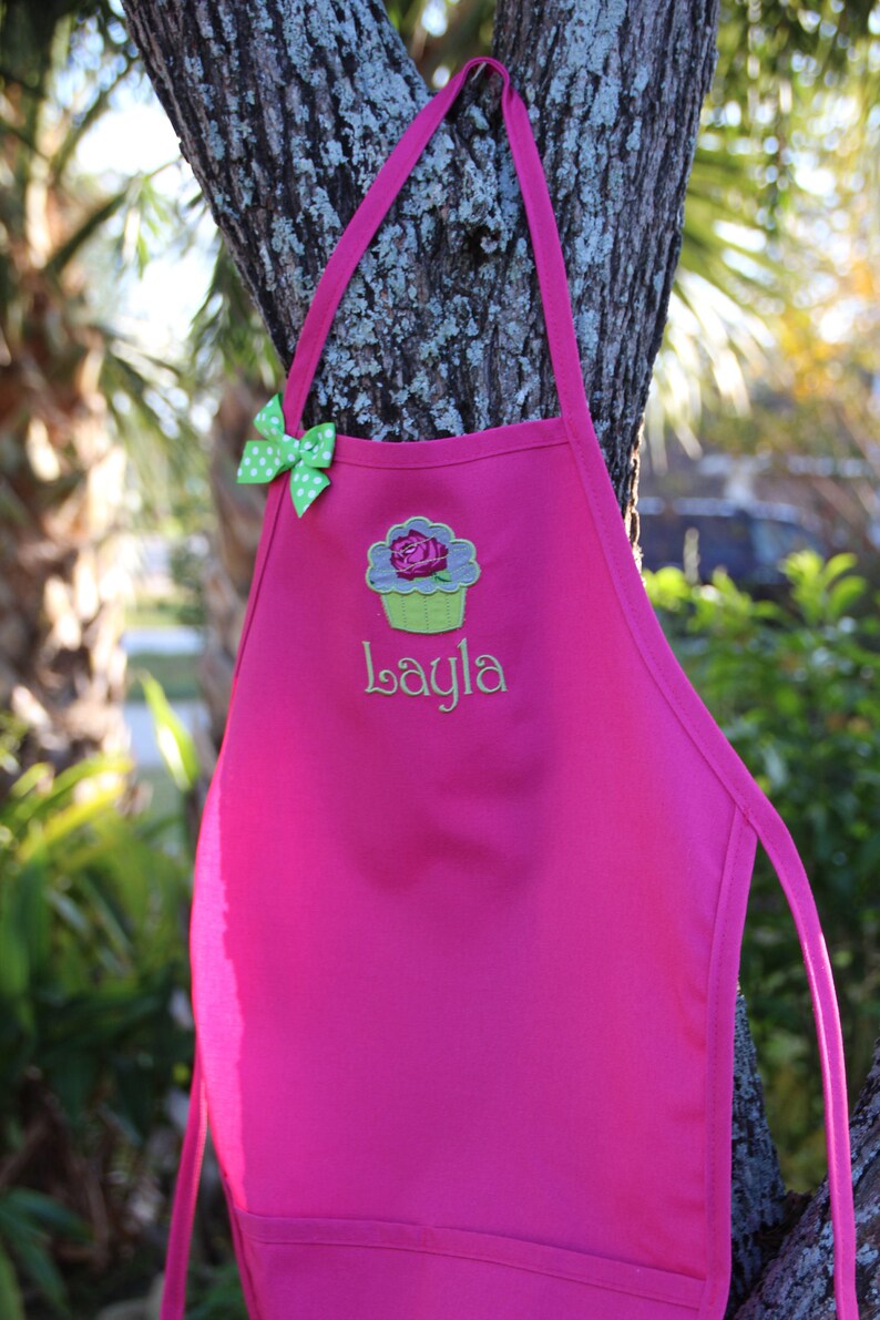 Hot-pink Cupcake Set Aprons / Nana and Me Aprons/ Lime | Etsy