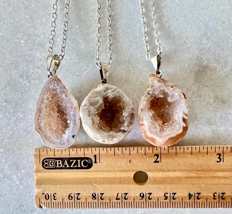 Dainty Raw Geode Pendant Necklace: Crystal Boho Jewelry - Etsy