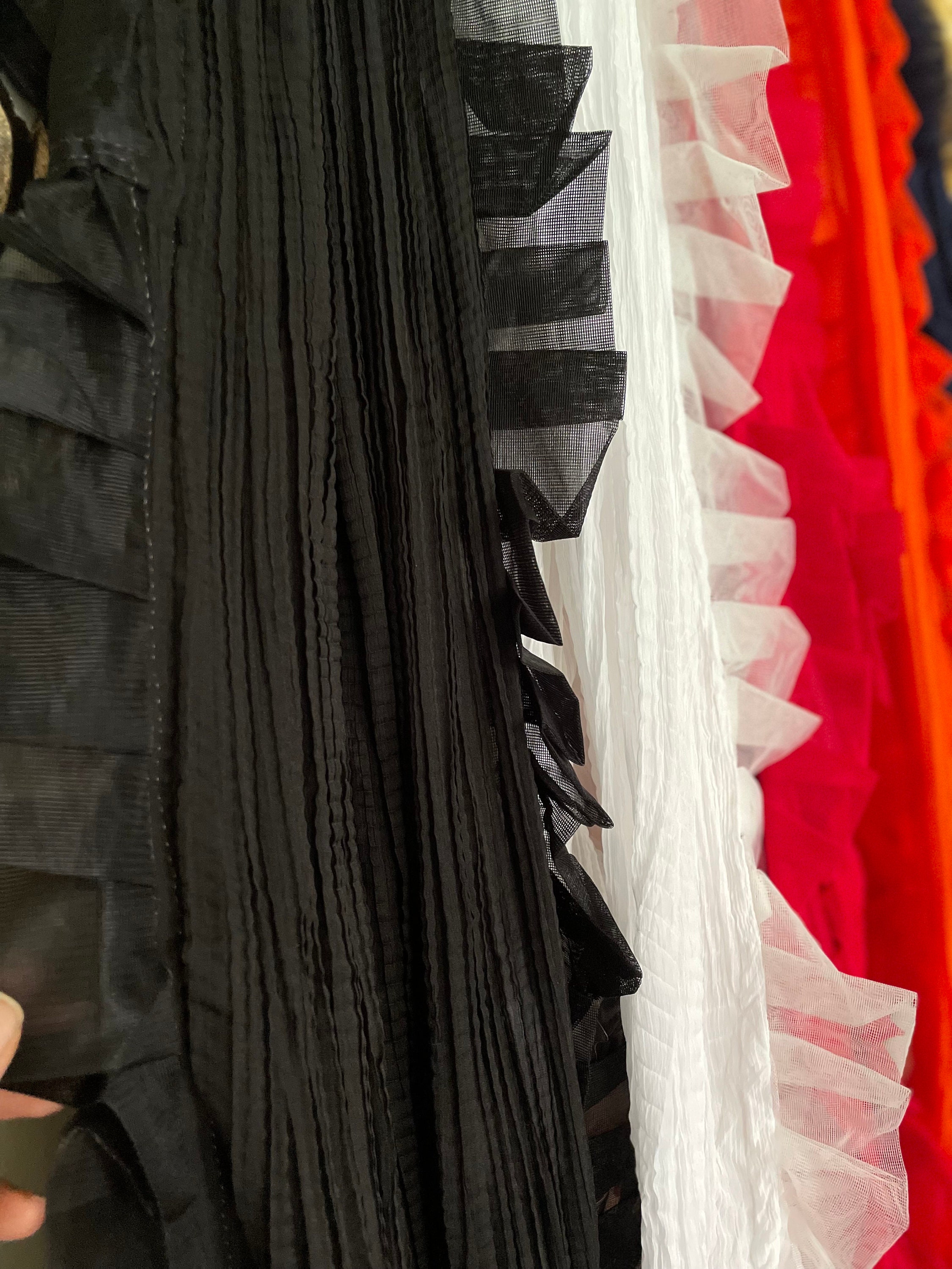 Handmade Chiffon Crush Dupatta With Net Frill/ruffle Black N White ...
