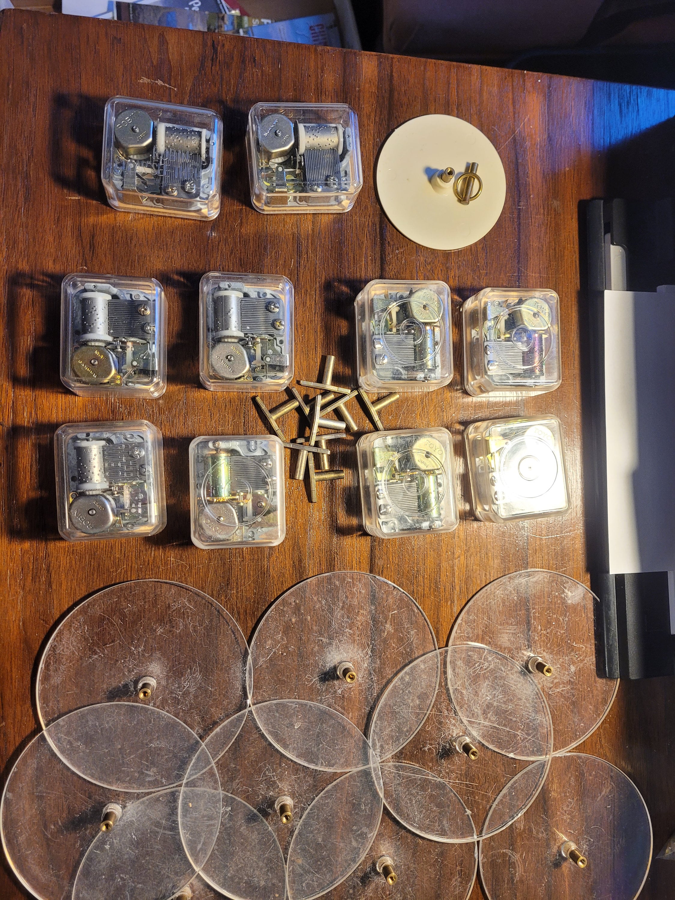 Vintage Spinning Music Boxes for Ceramic Crafts, Jewelry Boxes Etc ...