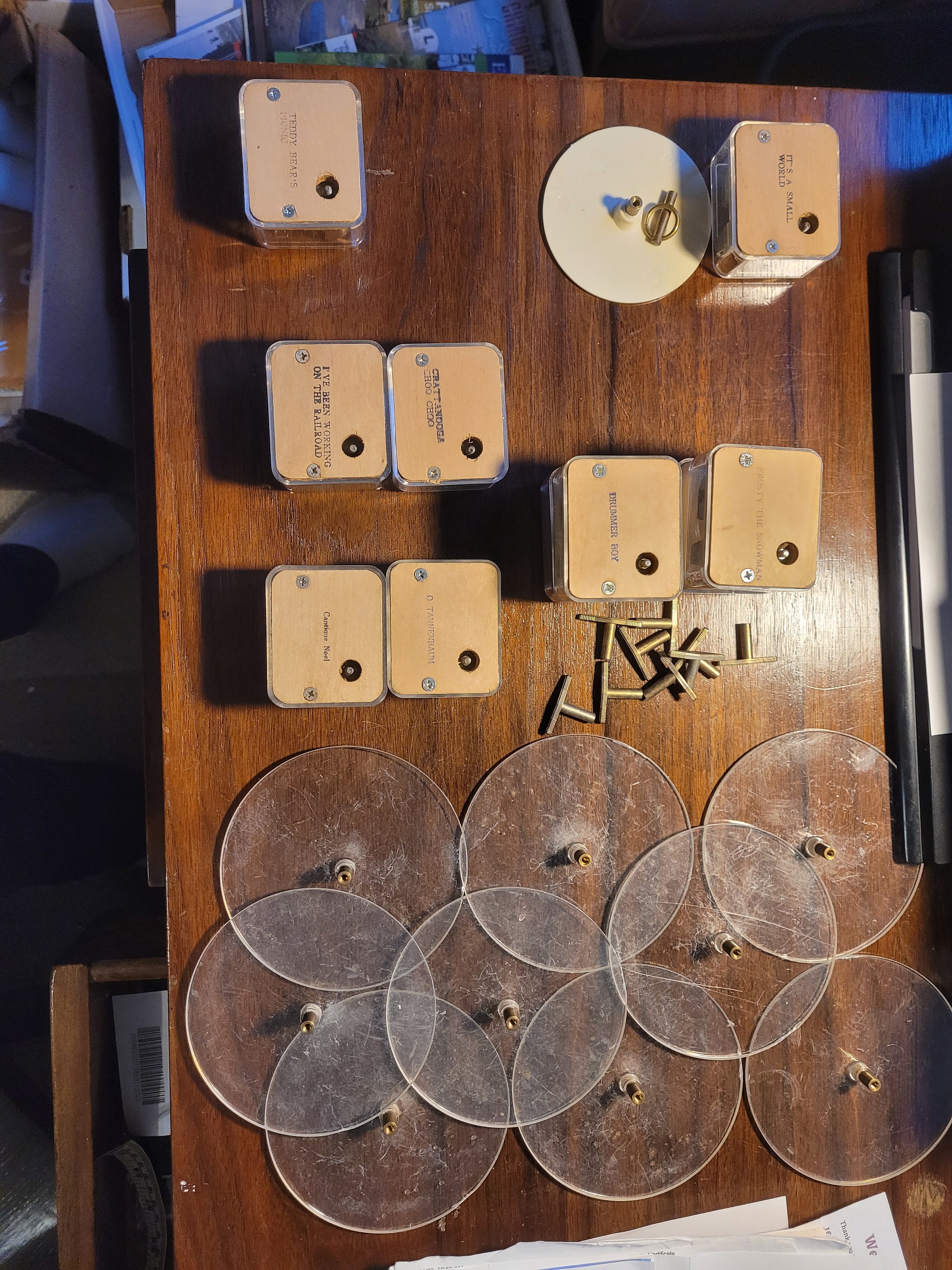 Vintage Spinning Music Boxes for Ceramic Crafts, Jewelry Boxes Etc ...