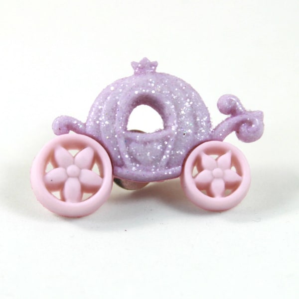 Carriage Brooch - Etsy