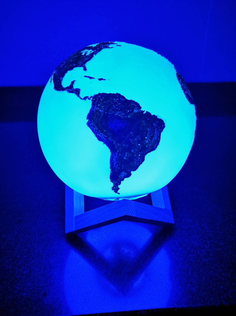 Painted Earth Planet Lamp - Etsy