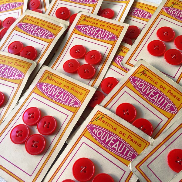 Nouveaute De Paris Buttons - Etsy