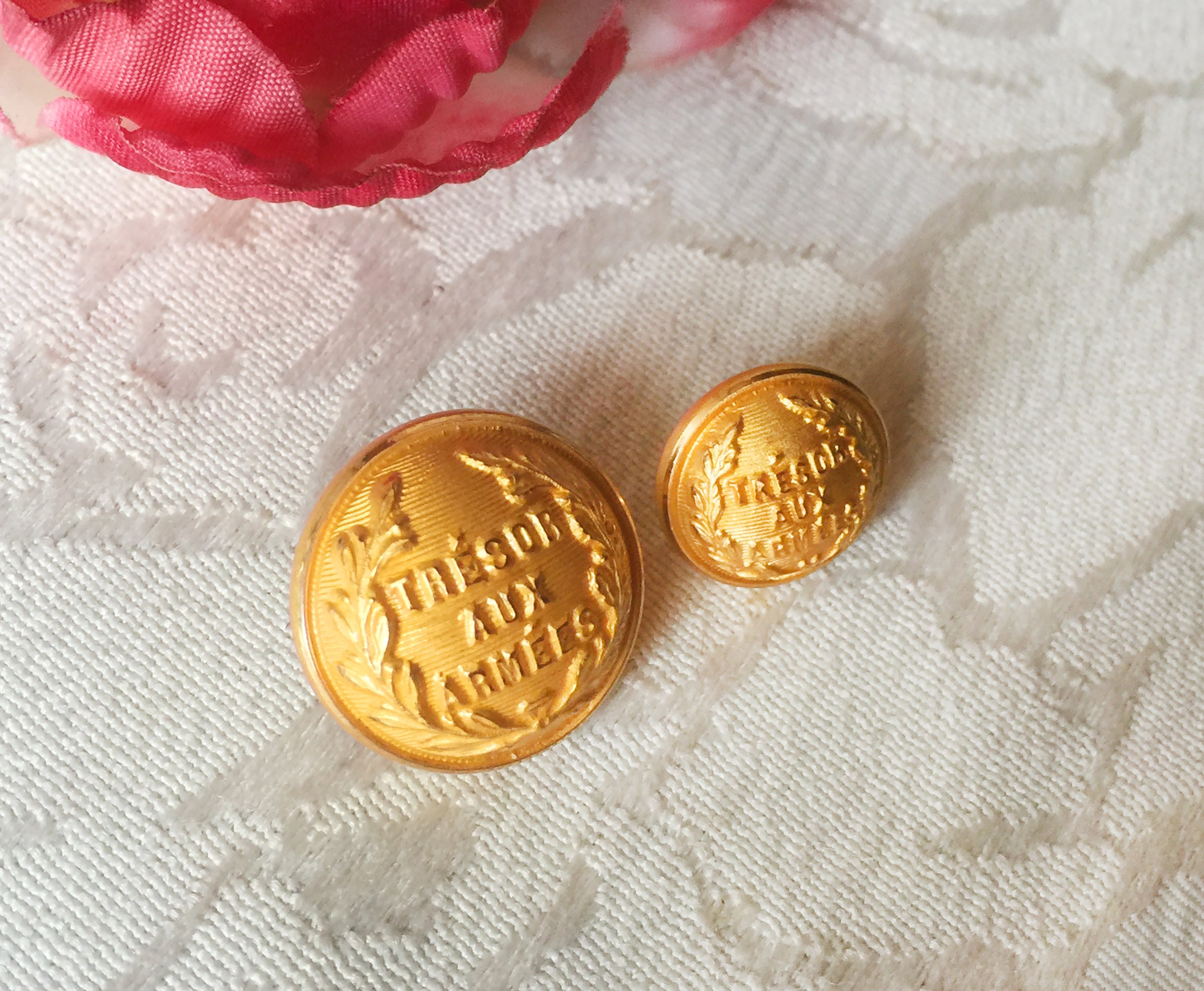 Militaria collection 2 vintage french military buttons | Etsy