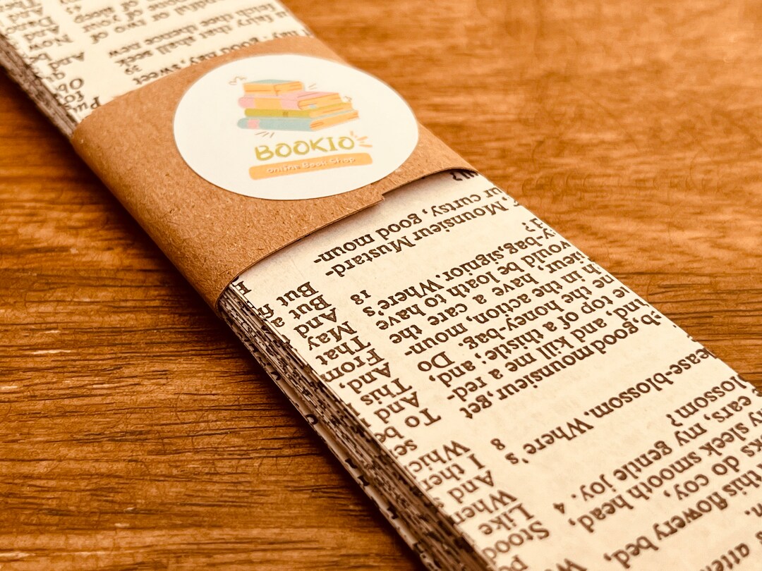 Paper Chain Kit | Recycled Vintage Book Pages | Mess-free Craft Set ...