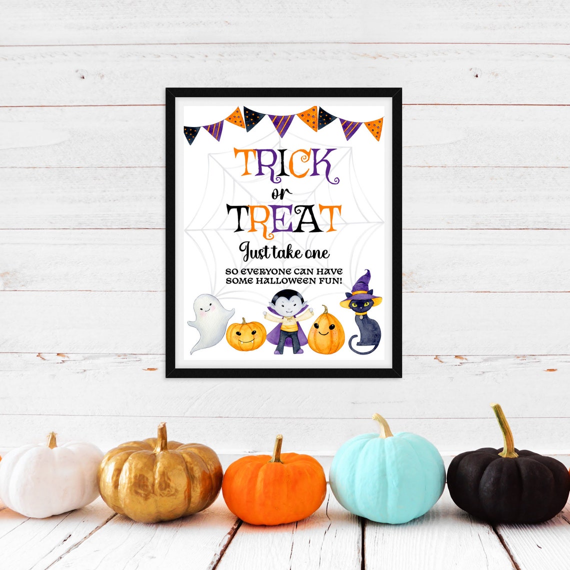 PRINTABLE Trick or Treat Sign Cute Halloween Printable Wall - Etsy