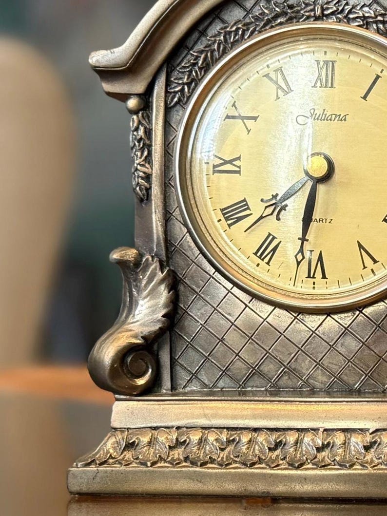 Golden Juliana Quartz Mantle Clock - Vintage Collectible Gift - Etsy