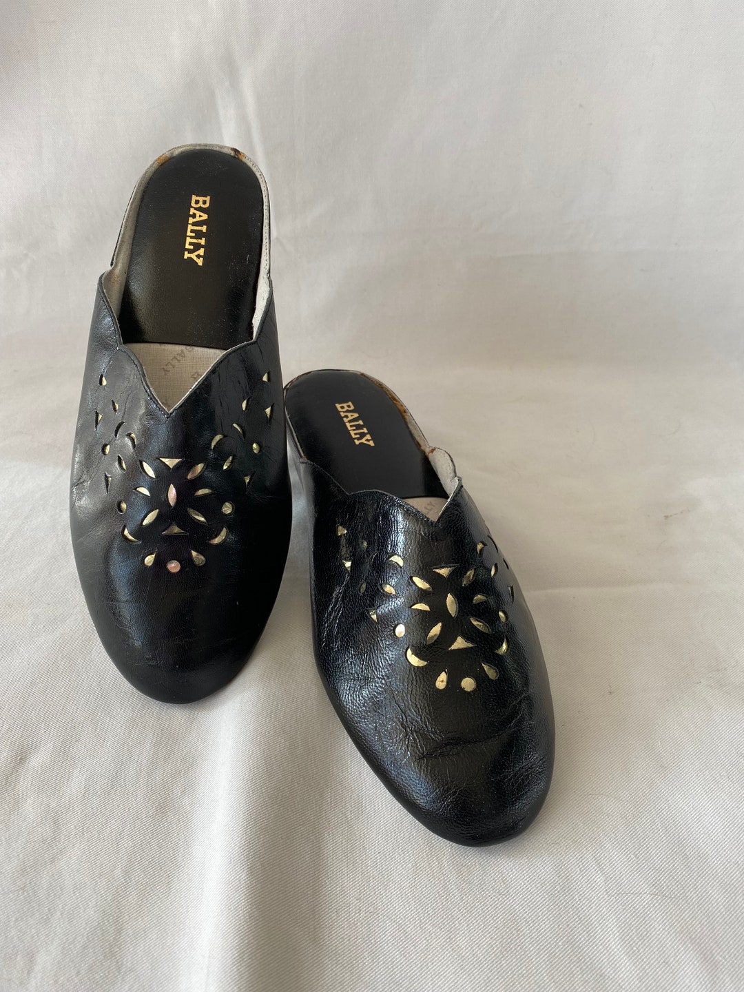 Vintage Bally Black and Gold Leather Slippers Size 5, New in Box - Etsy