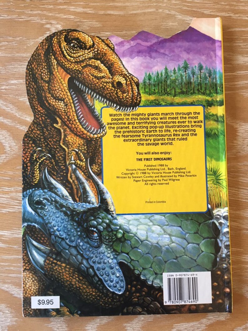 The Mighty Giants Dinosaur World Pop up Book Victoria House Publishing ...