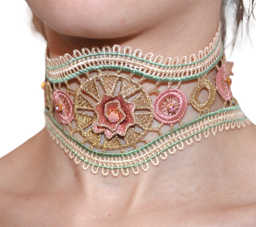 Romantic Lace Beige Choker Fashion Necklace One Size Adjustable Collar ...