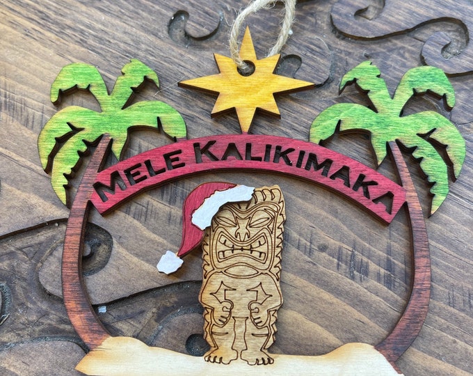 Awesome Santa Claus Tiki Mele Kalikimaka Merry Christmas Tree Ornament ...