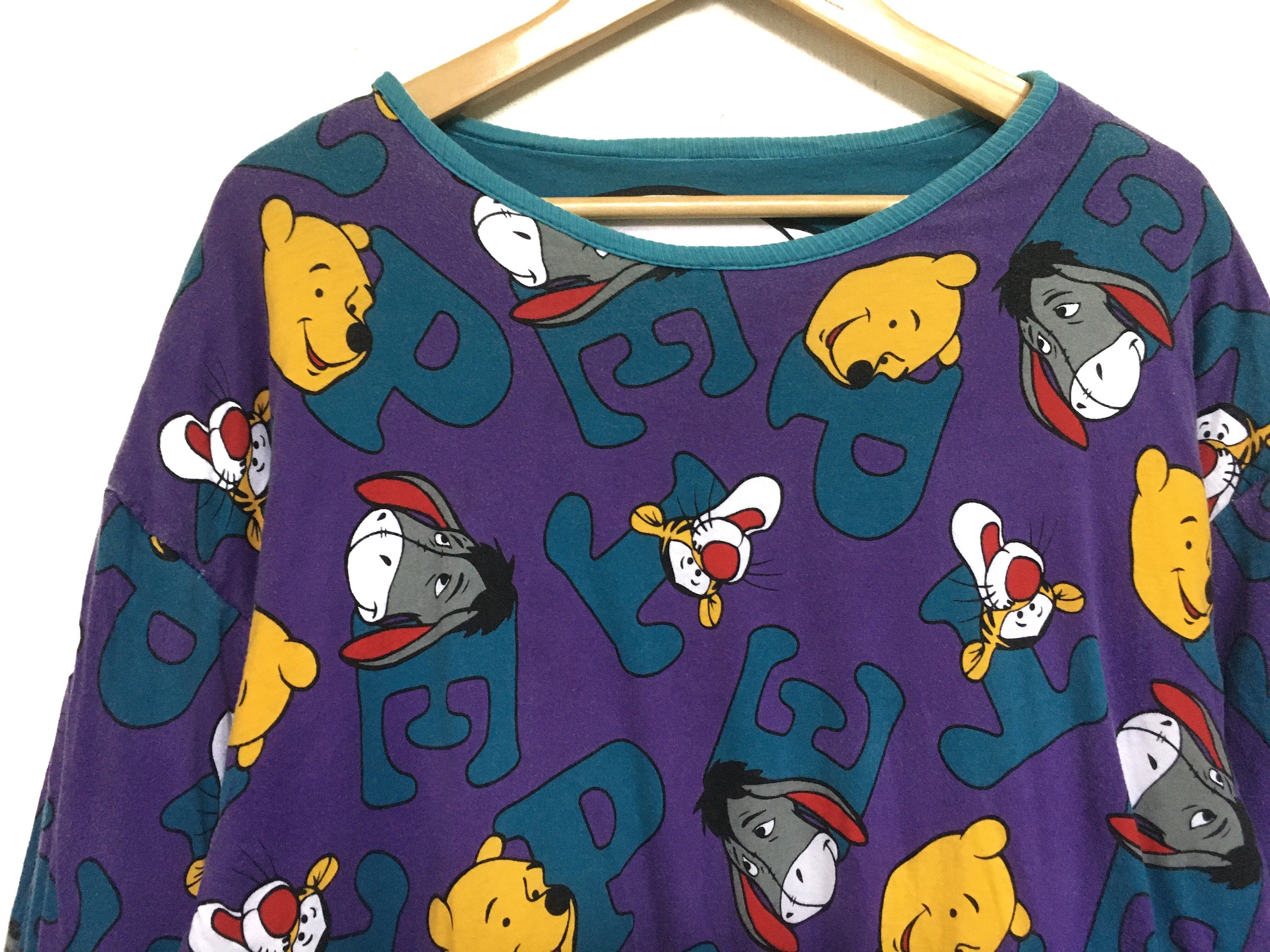 Rare! Winnie Pooh Tigger the Disney Store Cartoon Reversible Big Logo ...