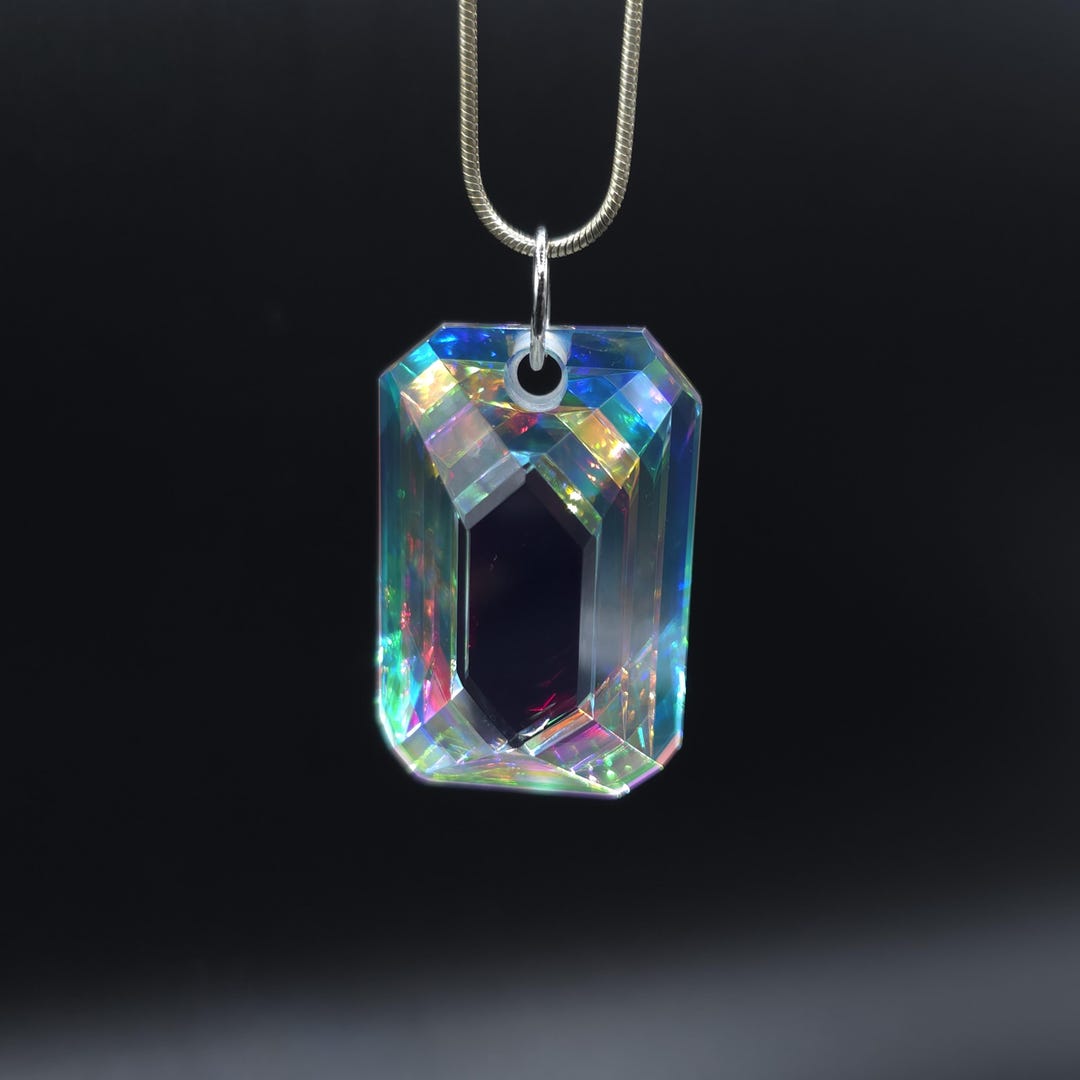 Multi Layered Faceted Dichroic Borosilicate Glass Pyramid Gem Pendant ...