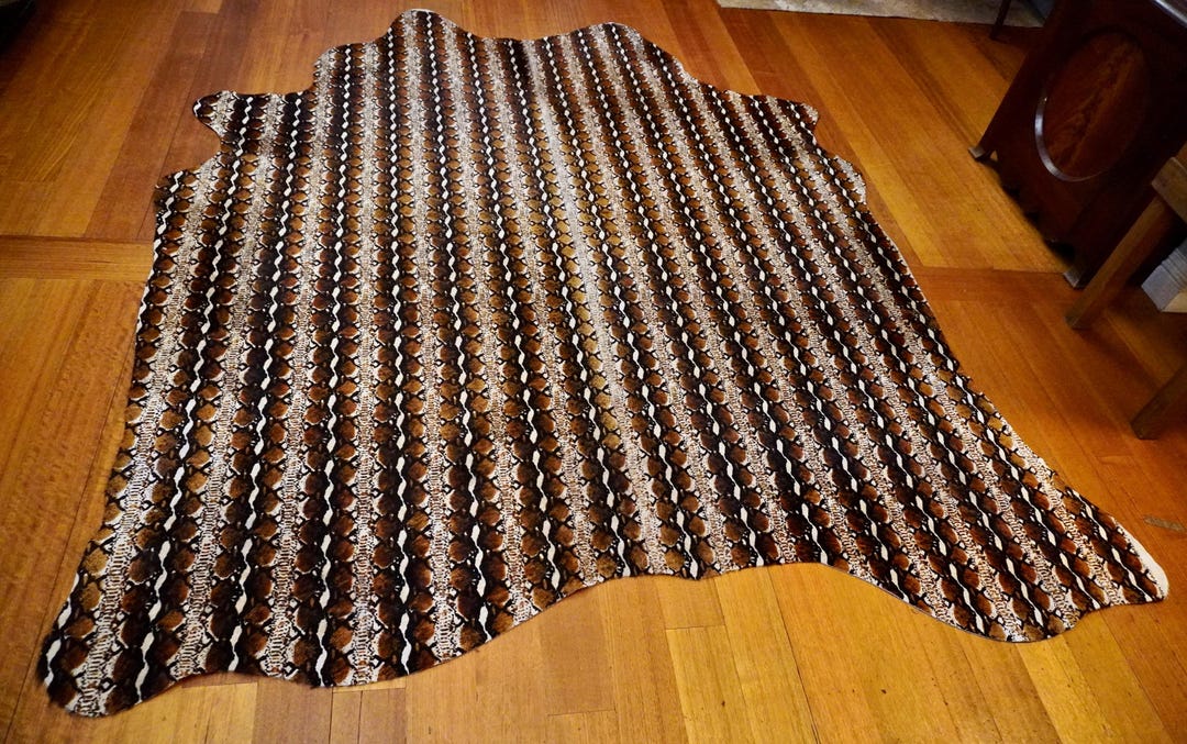 Totally Amazing - A Super Smooth Premium Upholstery Grade Snake Skin ...