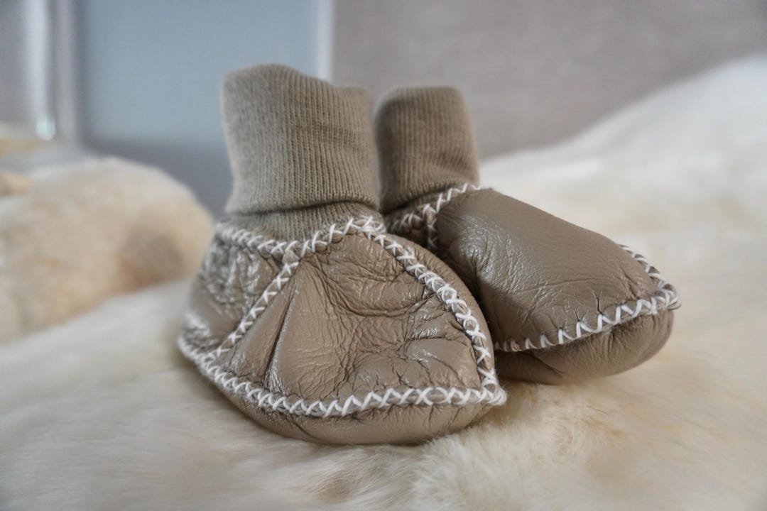 Beautiful Shearling Lined Leather Sheepskin Booties - and They Stay on ...