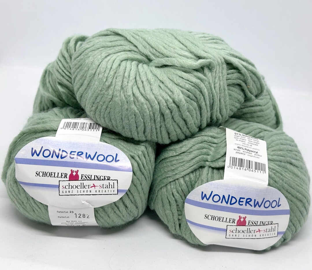 Light Sage Green Chunky Yarn 186 G - Schoeller Esslinger Wonderwool ...