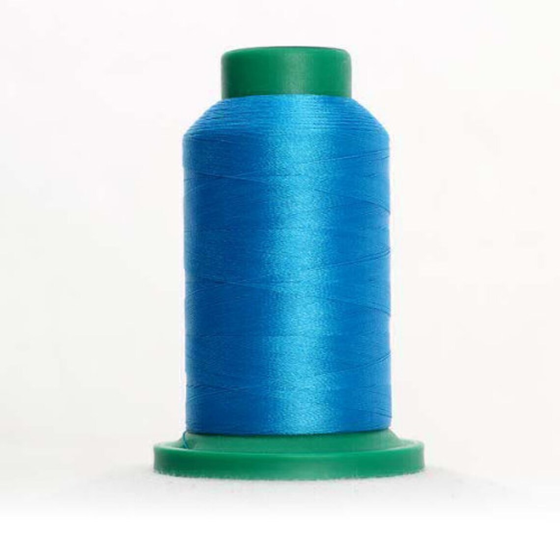 Isacord Thread CALIFORNIA BLUE 4103 for Embroidery, Quilting ...