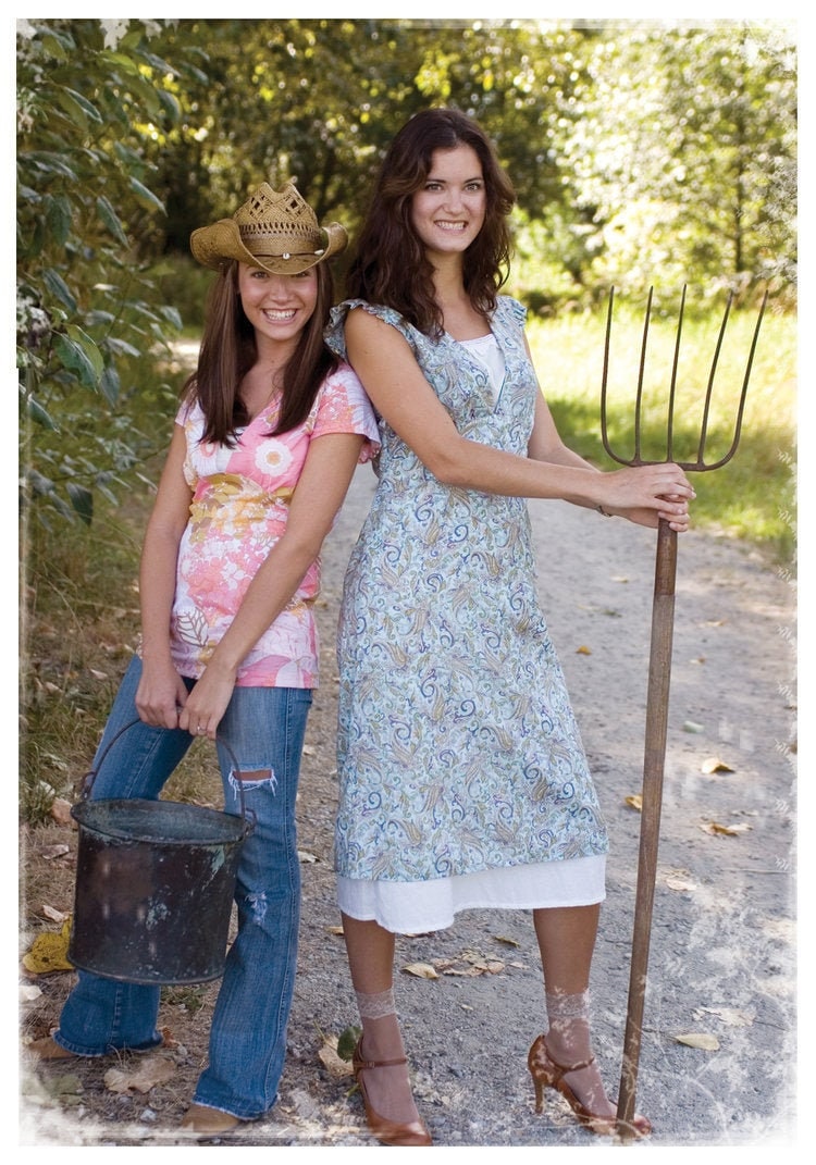 Prairie Girl Tunic and Dress Pattern, Favorite Things V028 - Etsy