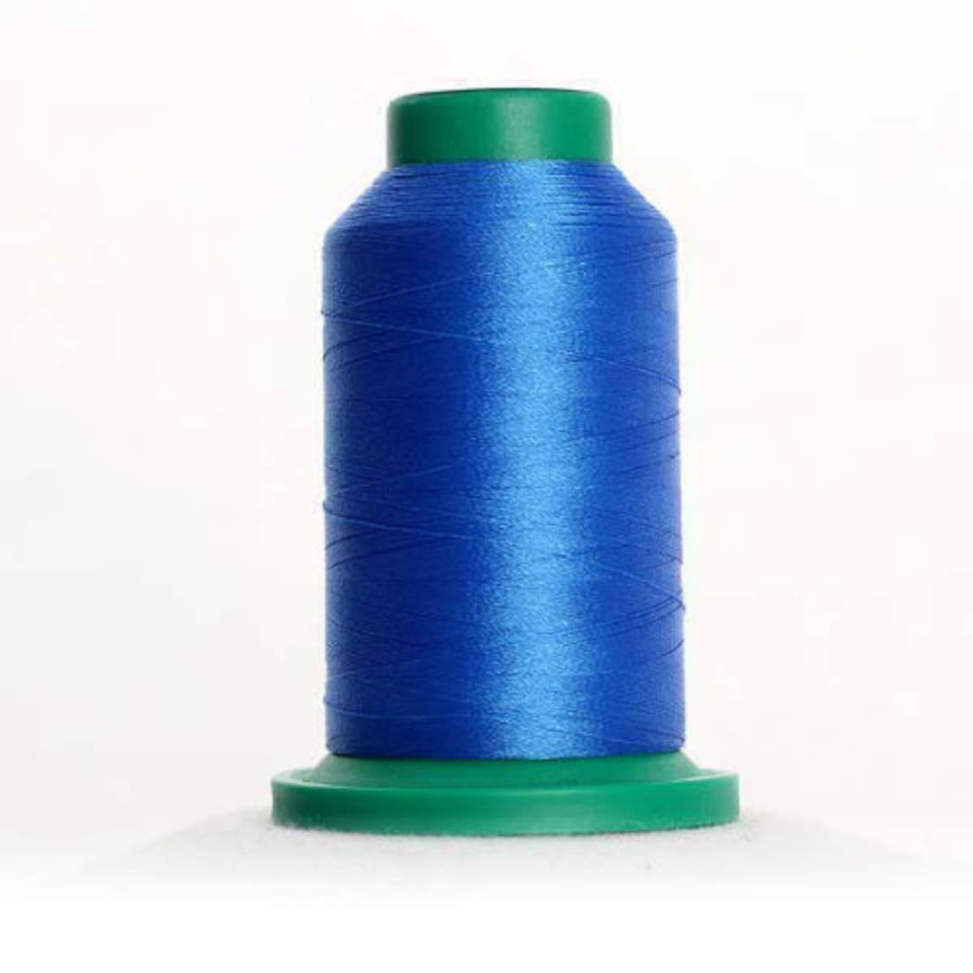 Isacord Thread CORNFLOWER BLUE 3713 for Embroidery, Quilting ...