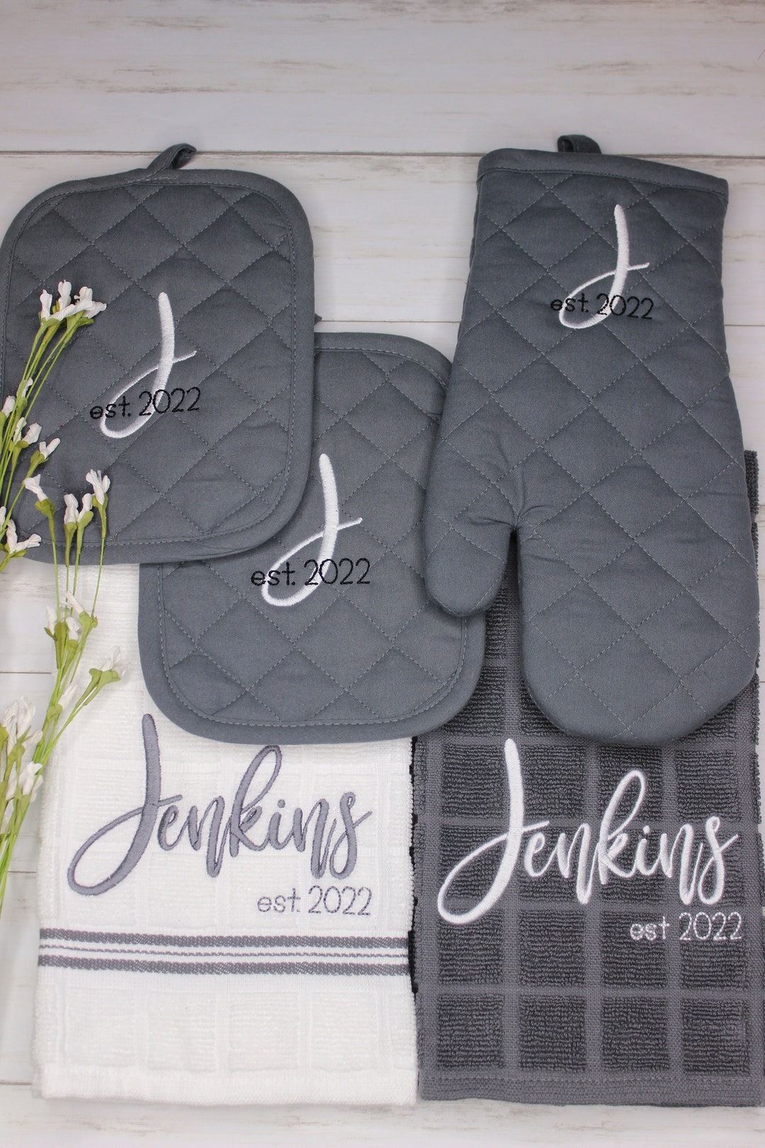 Monogram Kitchen Towel Set, Buyer Closing Gift, Embroidered Kitchen ...